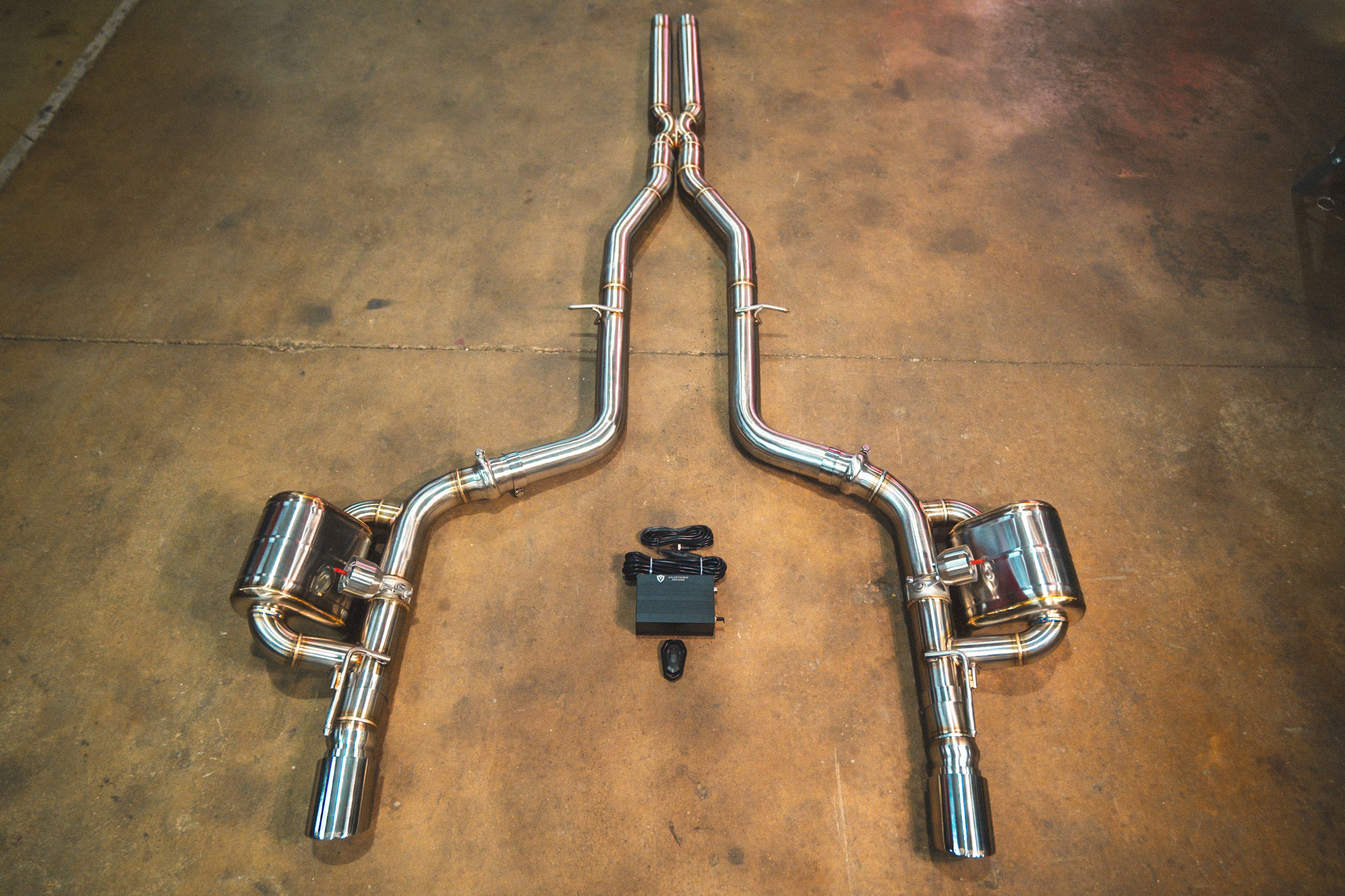 Dodge Charger / Challenger V8 Valved Sport Exhaust System – Valvetronic ...